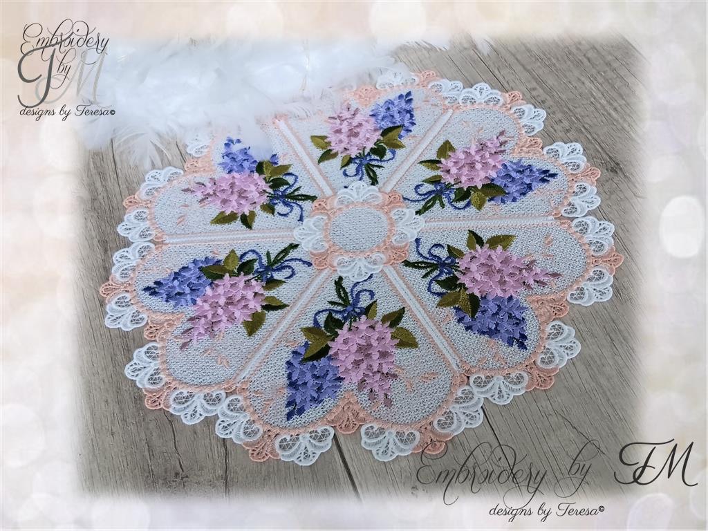 FSL doily with Lilac / 5x7 hoop – Embroidery by TM - designs by Teresa