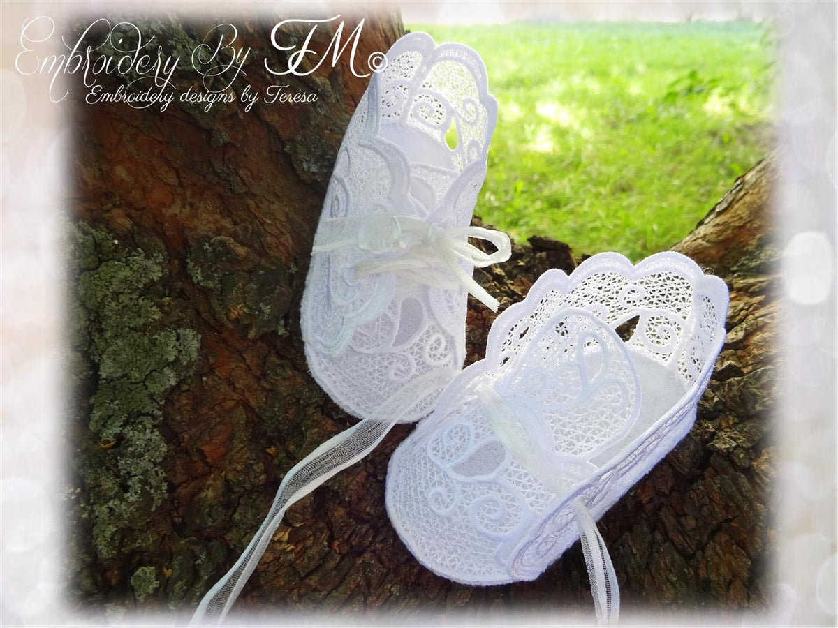 Baby booties white lace No.14/4x4 hoop – Embroidery by TM - designs by ...