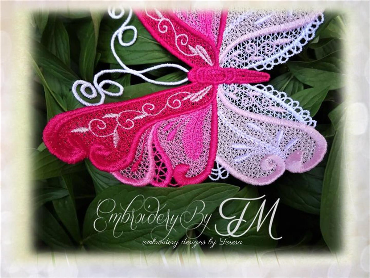 Butterfly colors/ three sizes – Embroidery by TM - designs by Teresa s.r.o.