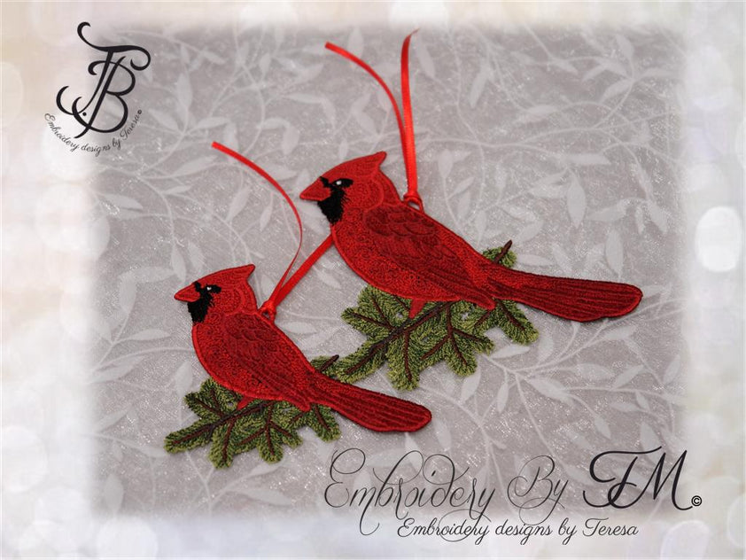 Red Cardinal lace / two sizes – Embroidery by TM - designs by Teresa