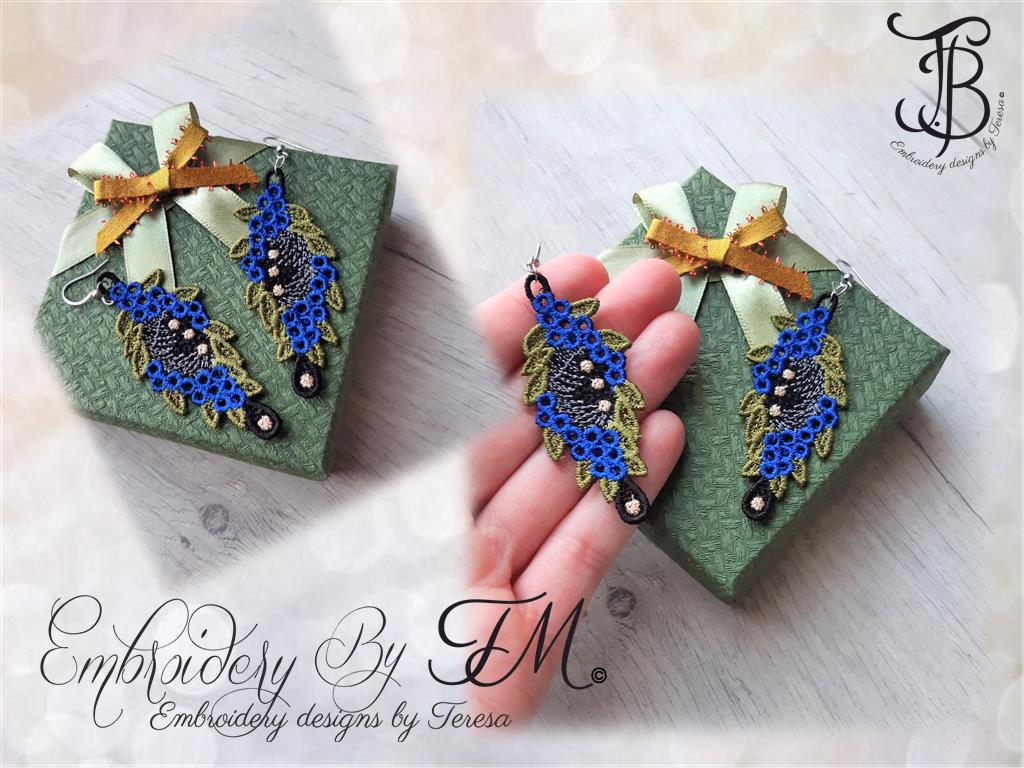 Earrings lace No.6/4x4 hoop – Embroidery by TM - designs by Teresa