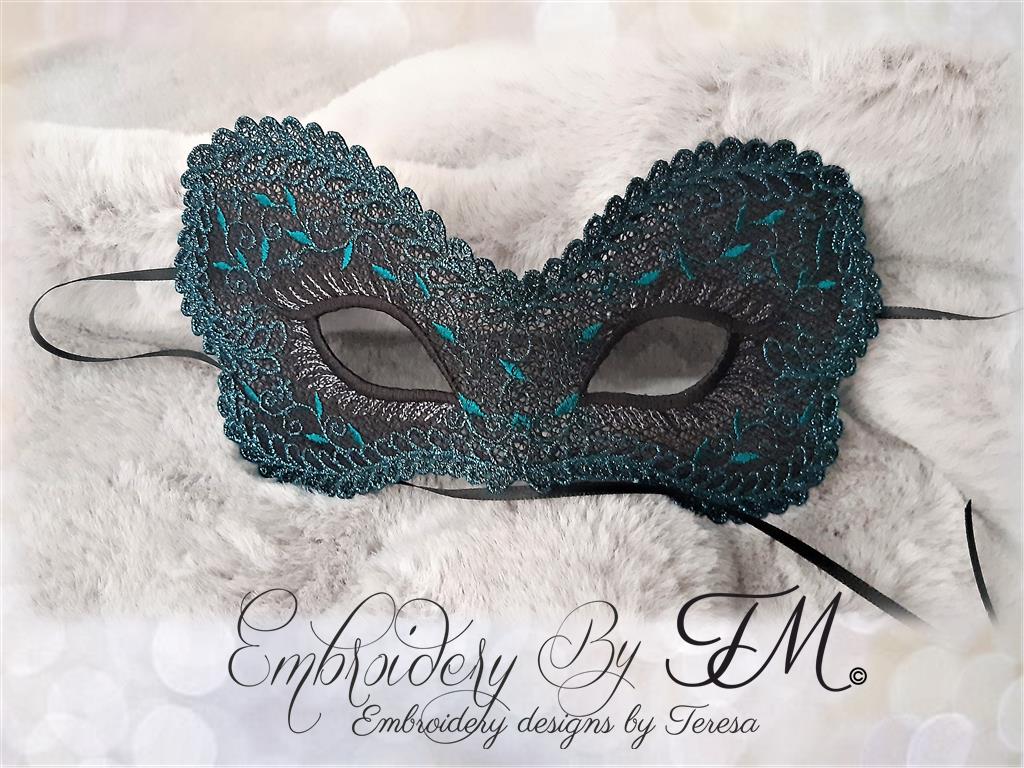 Mask with ornaments FSL / two sizes – Embroidery by TM - designs by Teresa